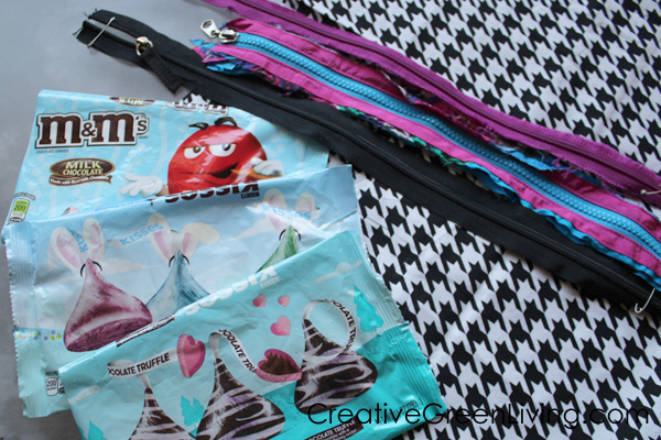 Recycled Candy Wrapper Zipper Pouch Tutorial | Creative Green Living
