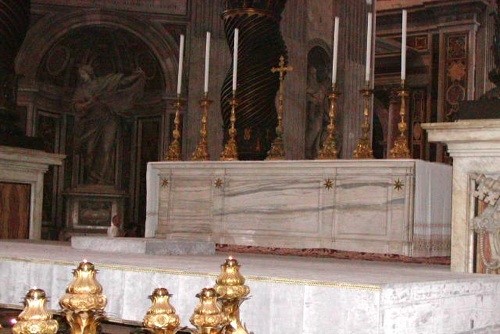 The History, Development and Symbolism of the Antependium, Altar ...