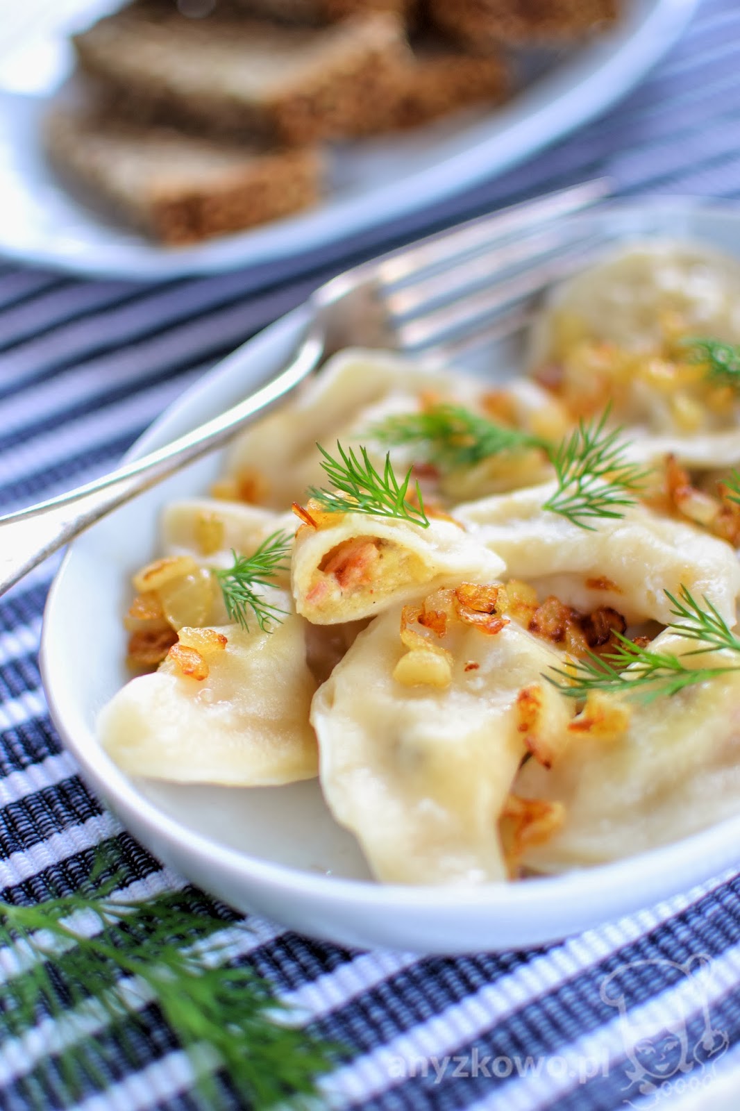 Anyżkowo: Pierogi ruskie z boczkiem