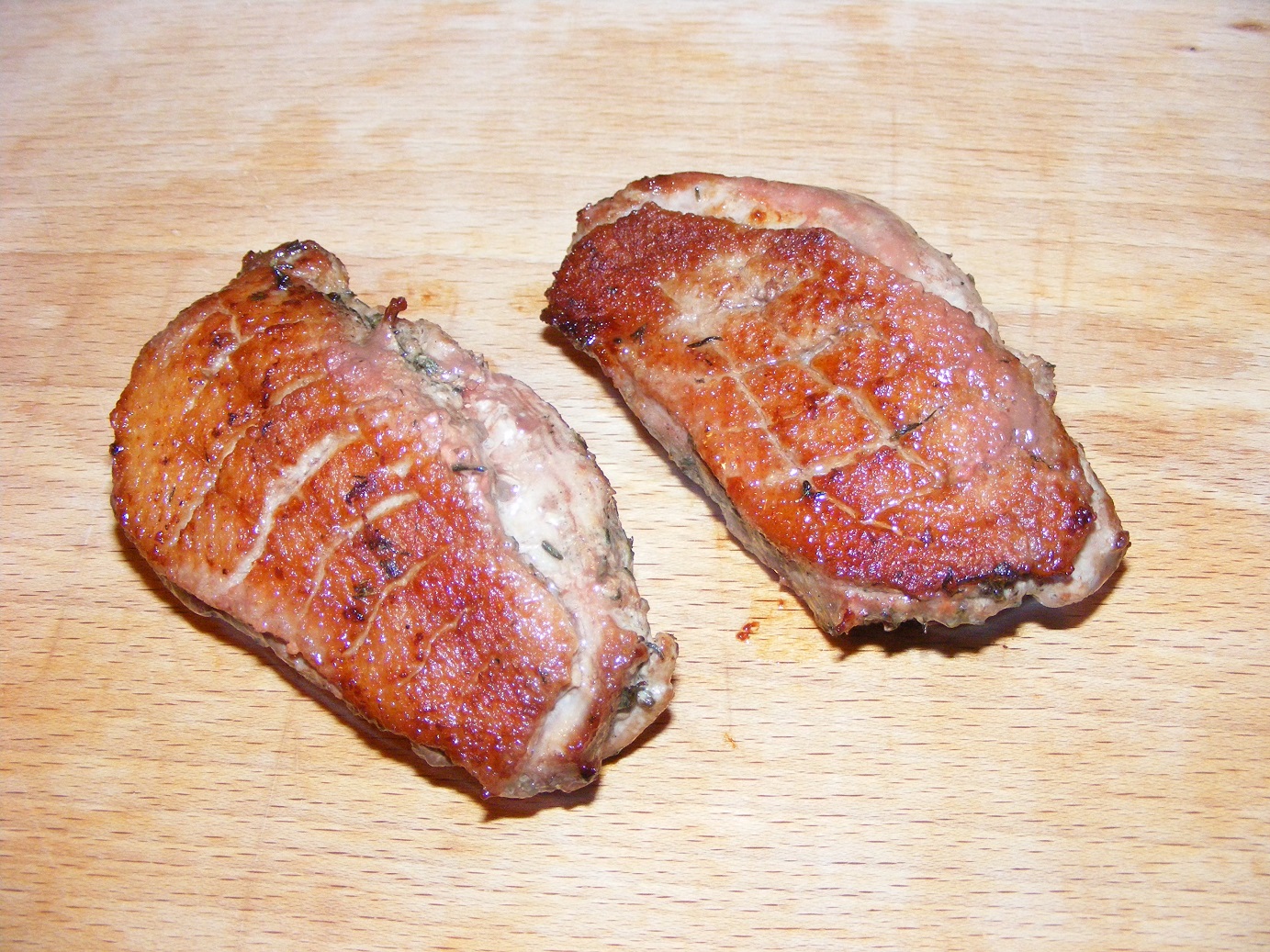 Piept de rata cu prune | Preparatedevis.ro