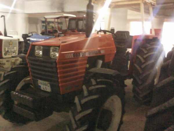 المحلاوي للإستيراد والتصدير (معدات ثقيلة): جرار روماني UNIVERSAL 683 DT