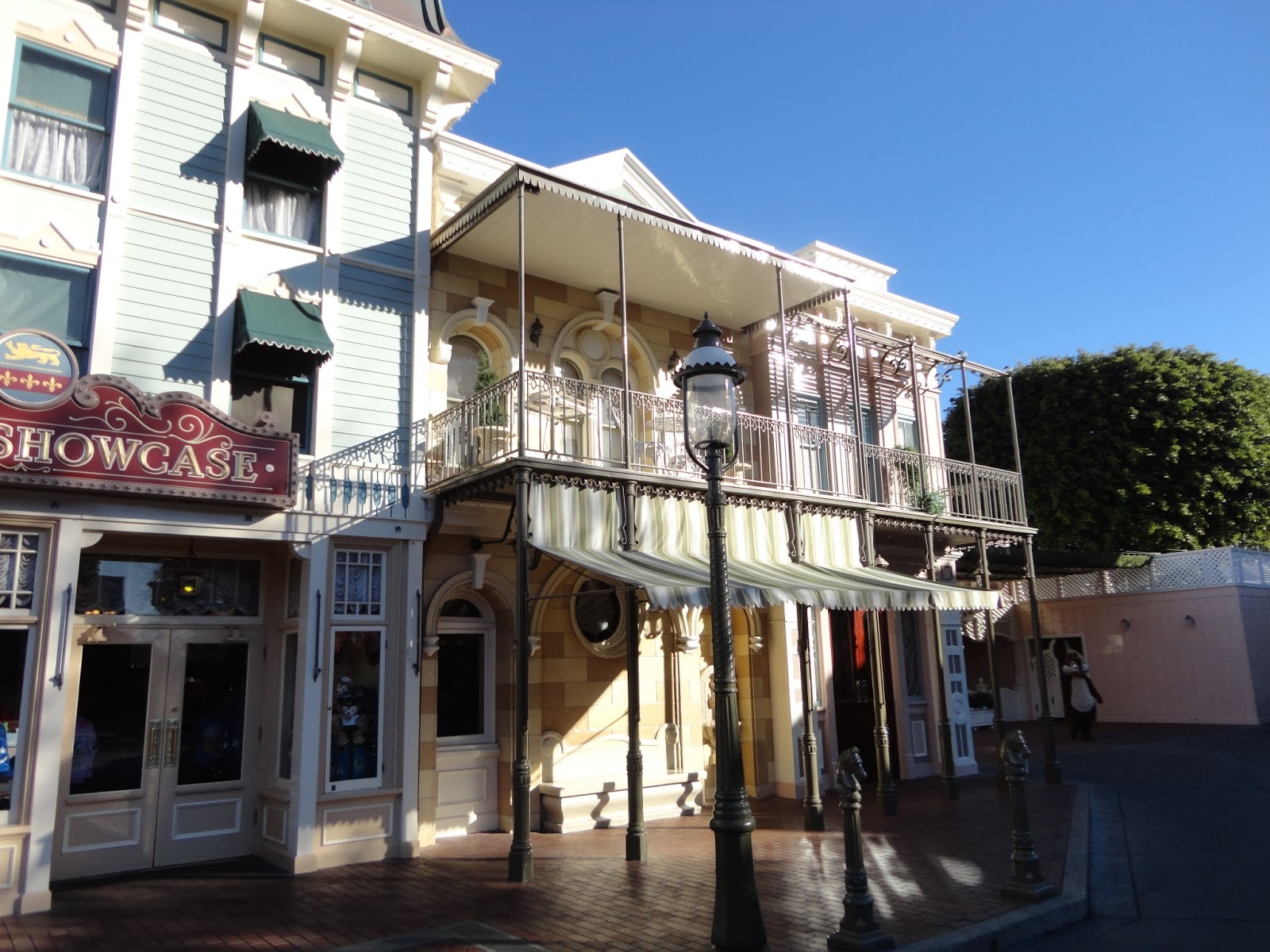 Disneyland: Main Street Buildings next to Disney Showcase