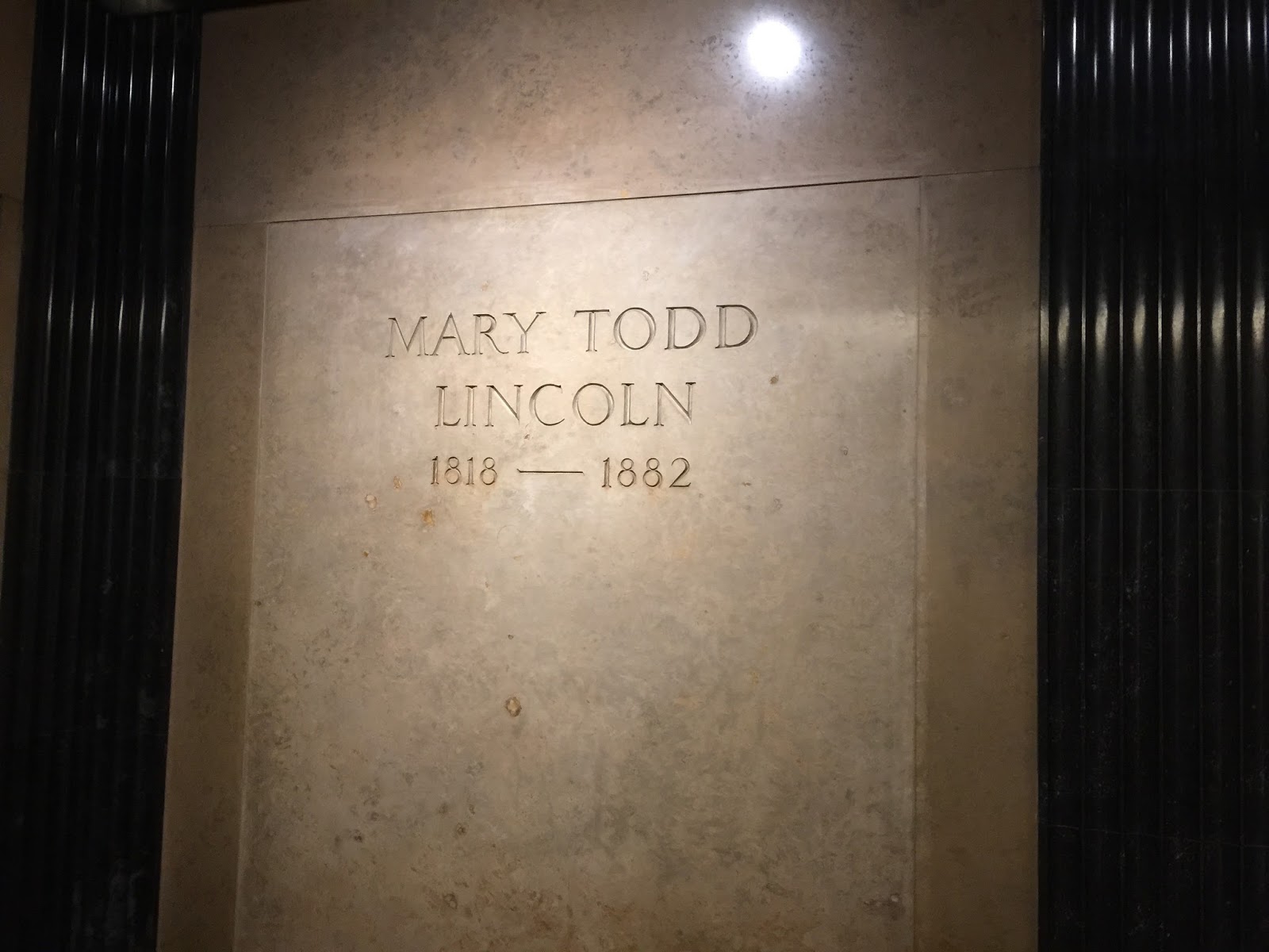 Life's Adventures: Lincoln's Springfield home and tomb