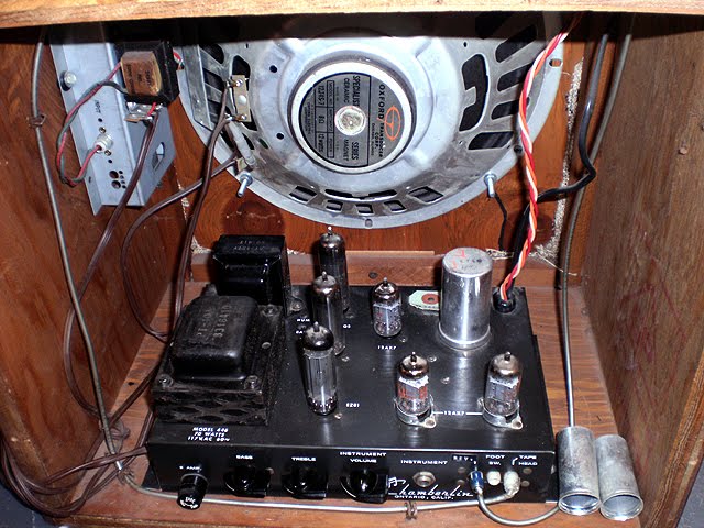 MATRIXSYNTH: Sylvia Massy's Chamberlin Rhythmate Model 40