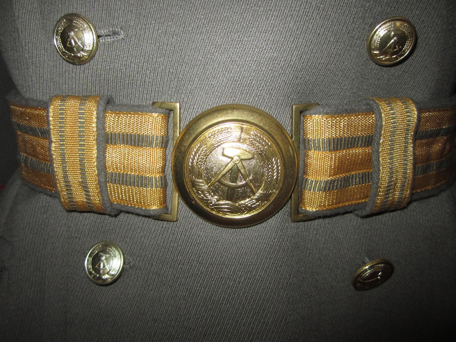 Uniformen der DDR: NVA Generalleutnant Landstreitkräfte Wintermantel ...