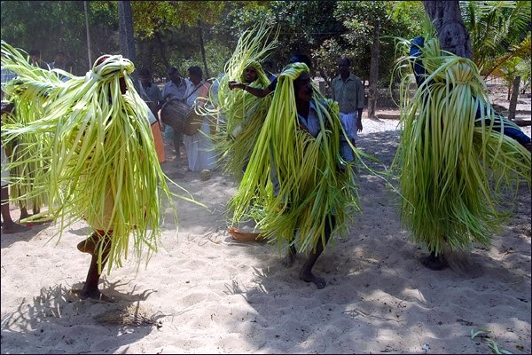 ಜಾನಪದ ಕುಣಿತಗಳಲ್ಲಿ ಕೊರಗರ ಉಪಸ್ಥಿತಿ! ಏನಿದರ ಒಳಮರ್ಮ? | The Koraga Tribe
