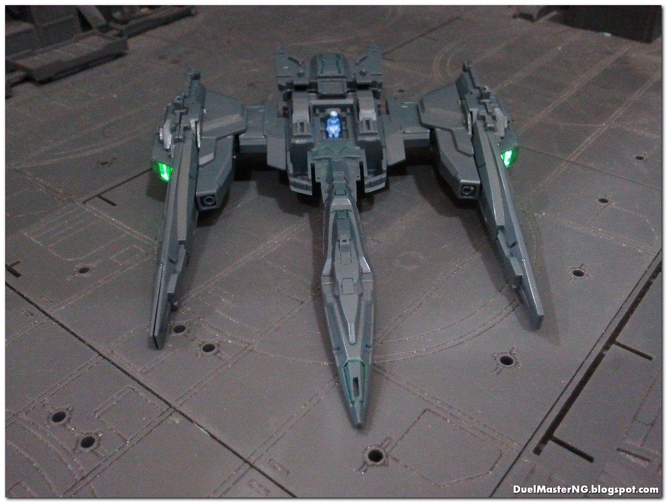 DuelMasterNG Gunpla: MG GN-0000+GNR-010 00 Raiser (Daban)