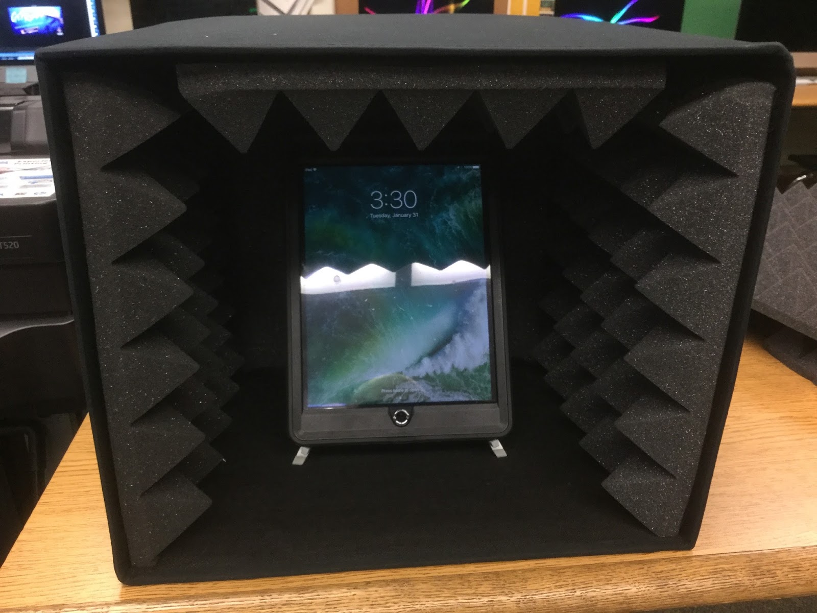 blog.mrcasal.com: Portable sound booths: audio cubes