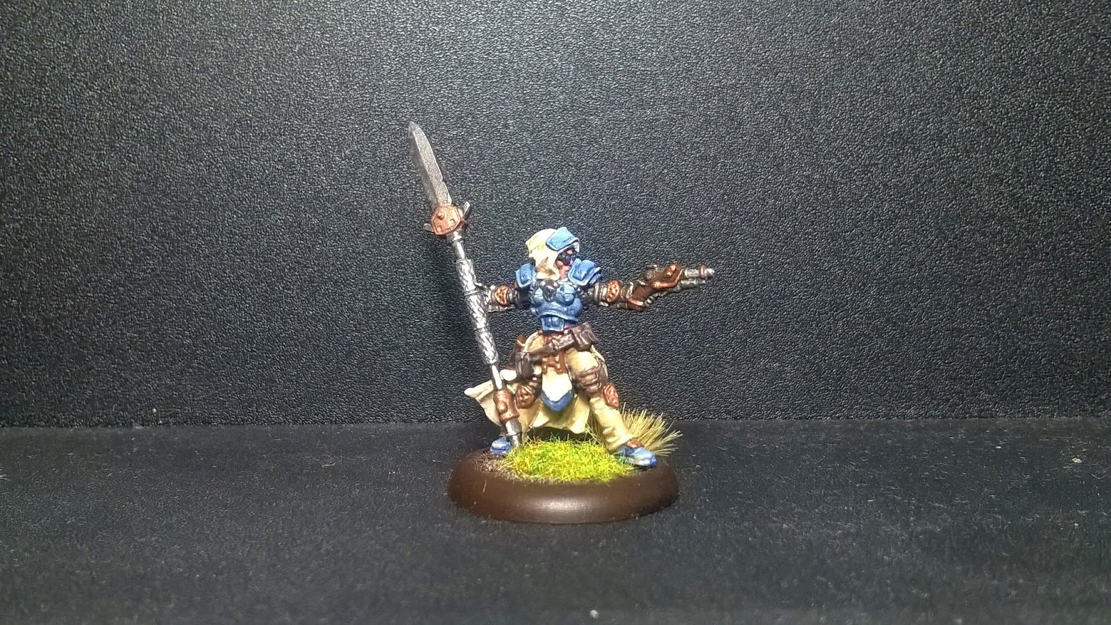 Warmachine Cygnar Warcaster Captain Victoria Haley