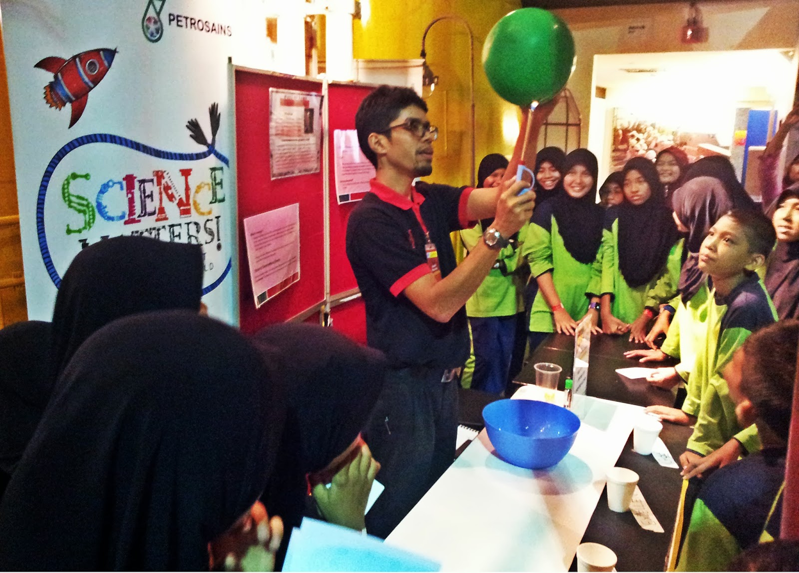 Creating Wonder - the Petrosains Blog: Science Matters!