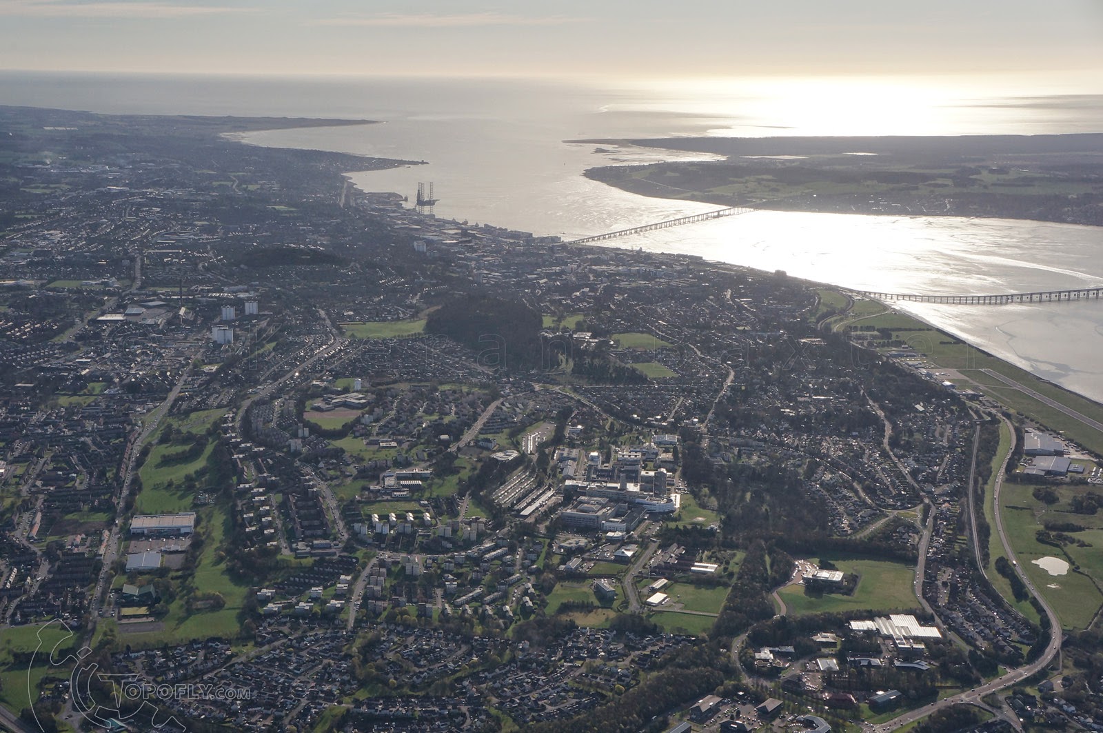 Topofly: Over the Tay: Aerial Photos Above Dundee and Broughty Ferry