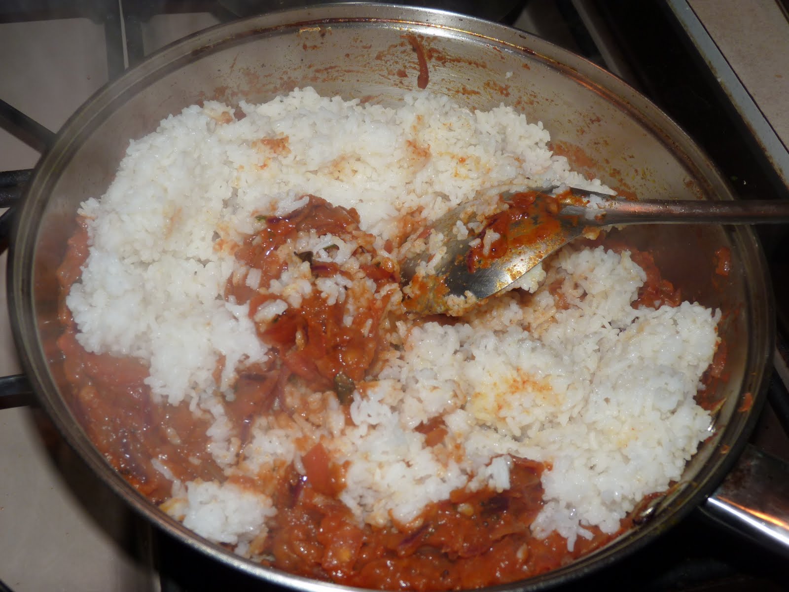 Chitranna: Pav Bhaji masala rice and a simple banana Dog(Fruit carving)