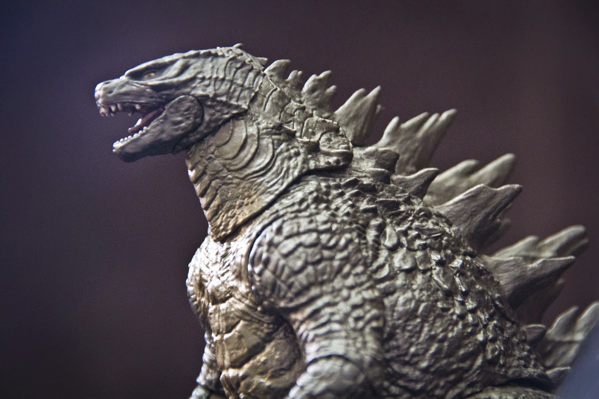 The Kaiju Planet: Figure Comparison: NECA 12-inch Head-to-Tail Godzilla ...
