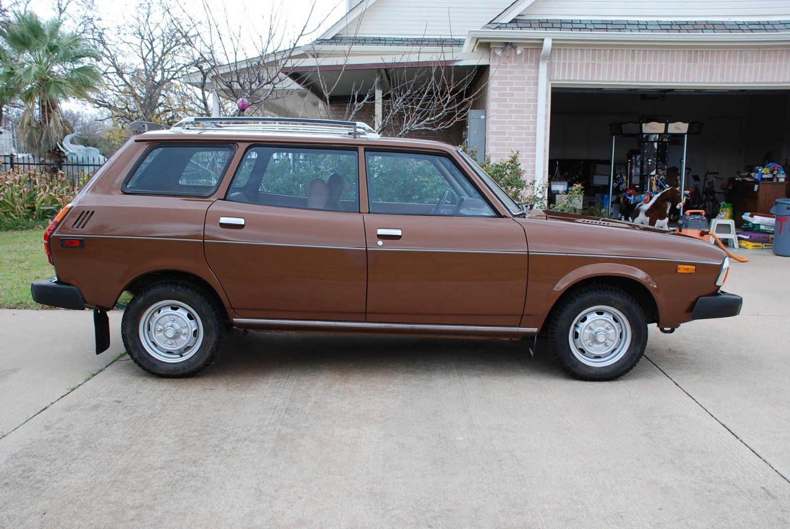 Manual 1979 Subaru Wagon in Beautiful Brown!