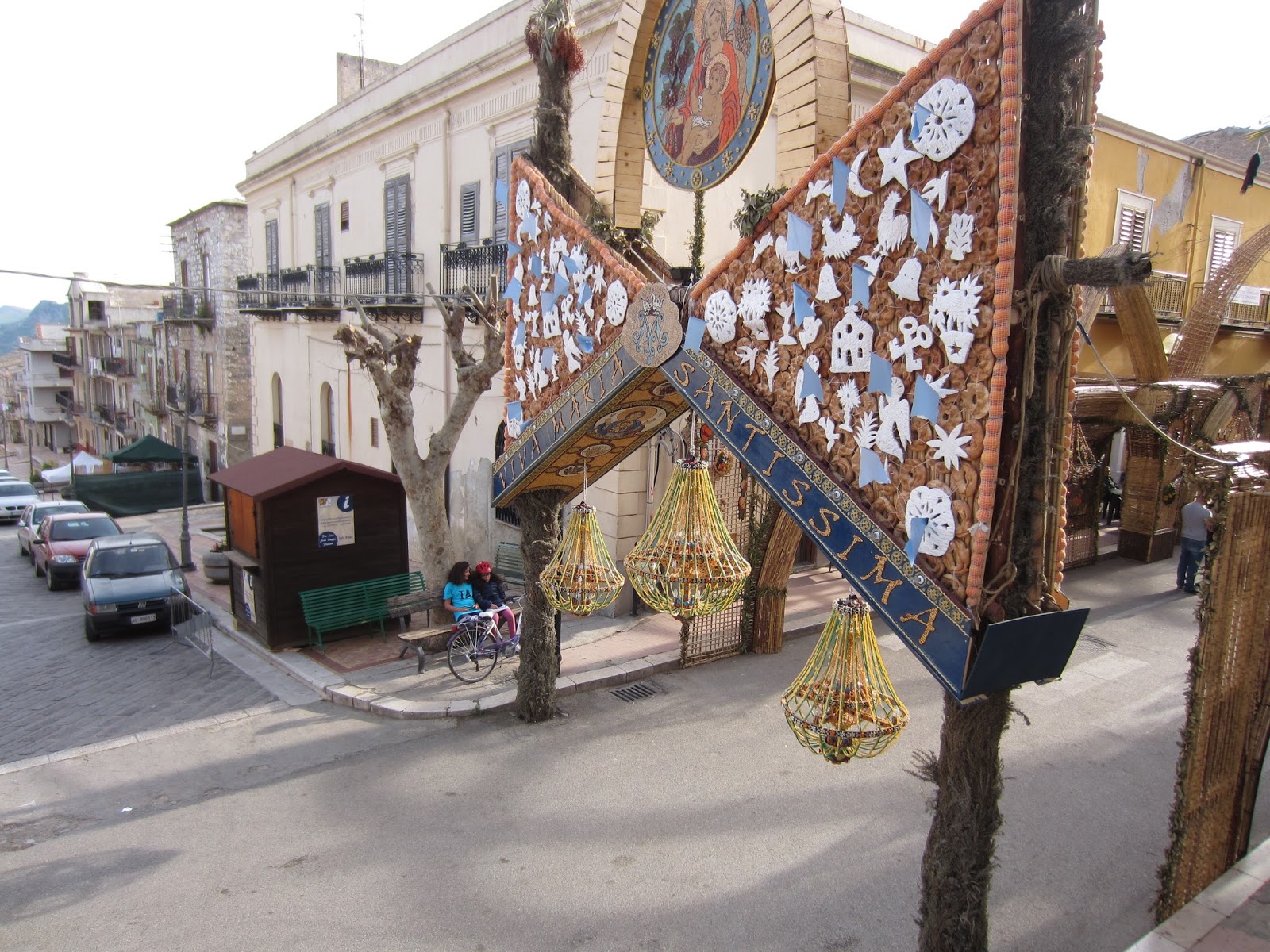 MILAN TRANSFER: Marvelous mosaics and towering temples