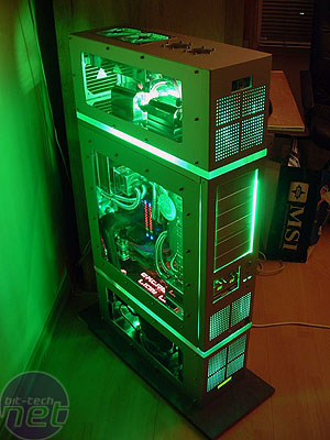 DIY PC Desk Mods: World's Most Awesome PC Case Mods & Designs