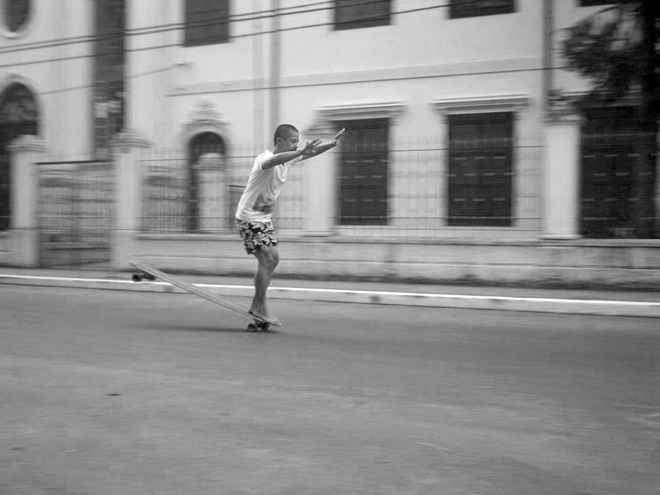 60 POLEGADAS: Longboard skate - Classic Ride y Mucho Flow: Hang ten on ...