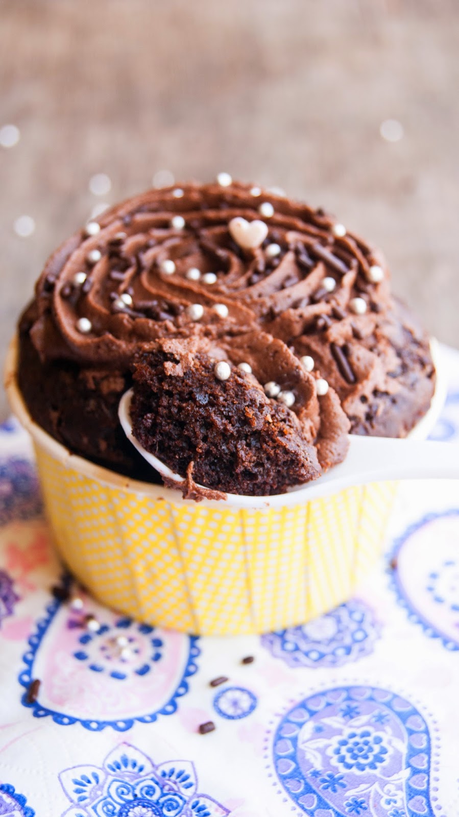 Always Hungry: Eggless chocolate cupcake - Single serving