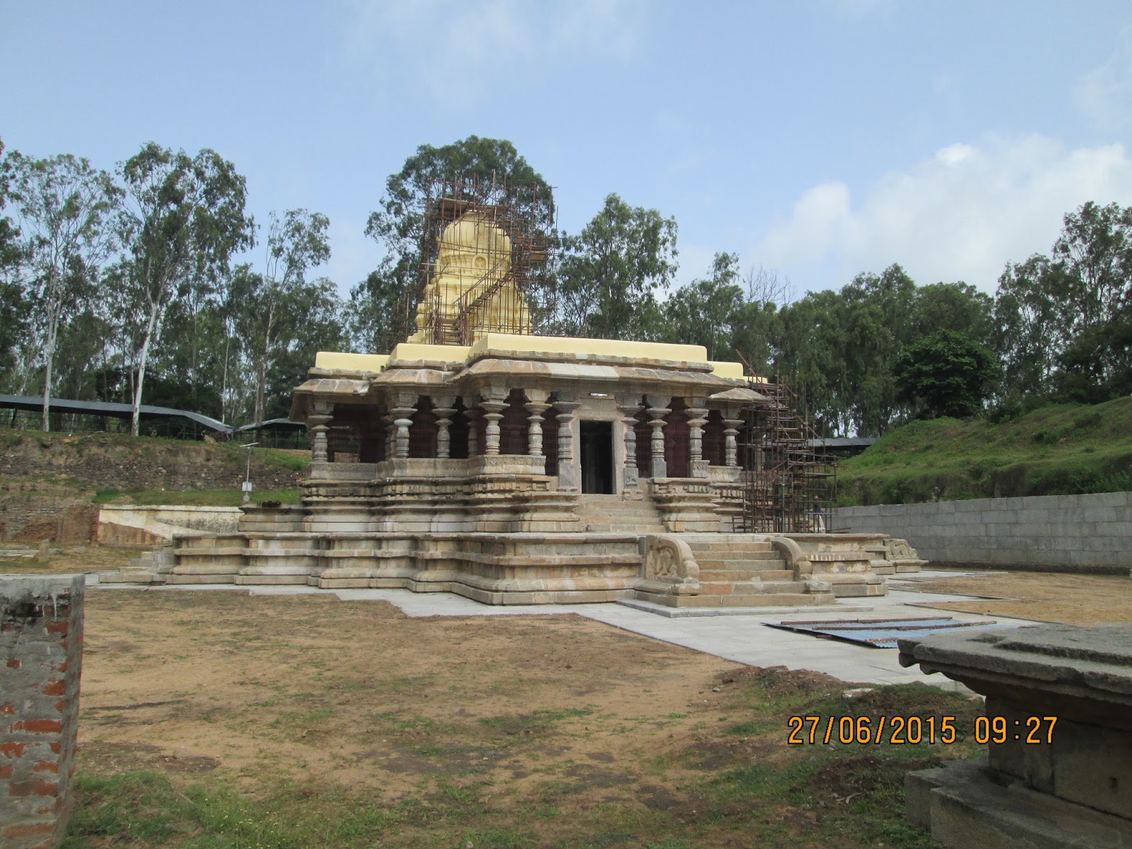 Vibrant India: Talakadu ...... the city buried in sand