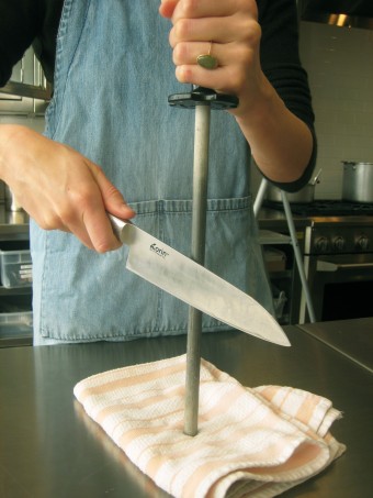 French Vocabulary Illustrated: tranchant