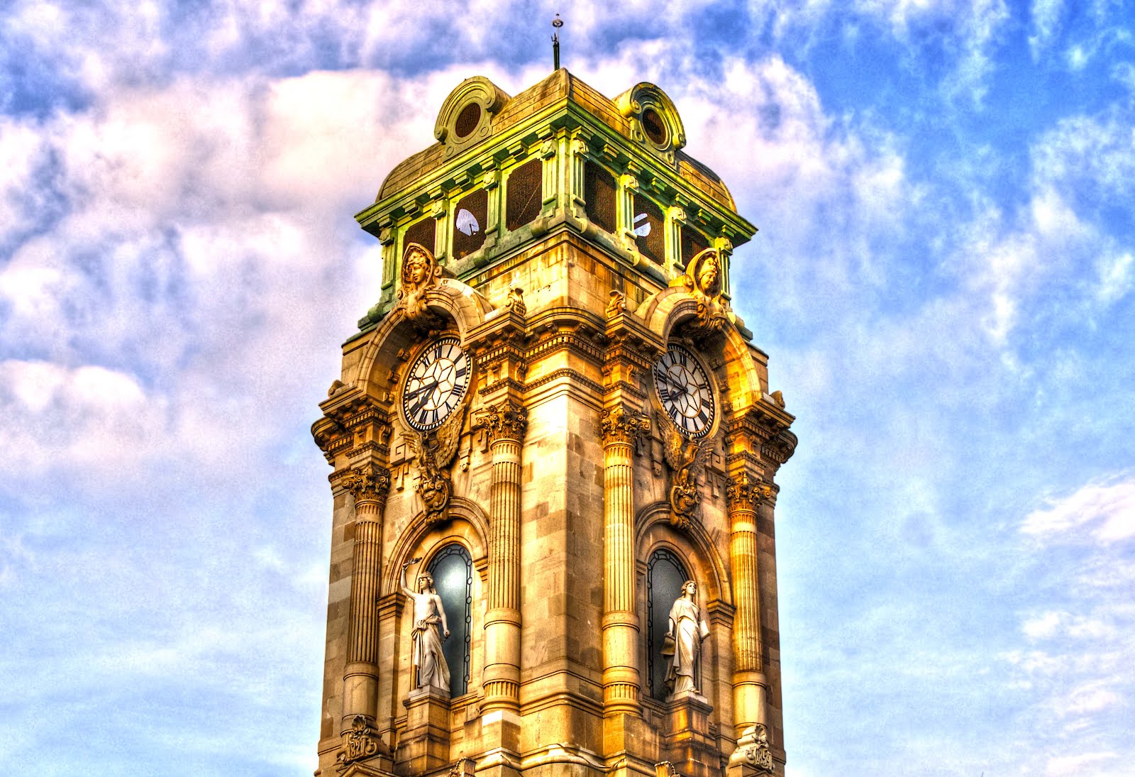 L.D.G.Dalia Addauto: RELOJ DE PACHUCA FOTOGRAFIA EN HDR