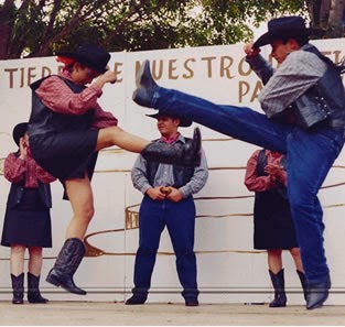 BAILES TIPICOS DE BAJA CALIFORNIA SUR: El Calabaceados