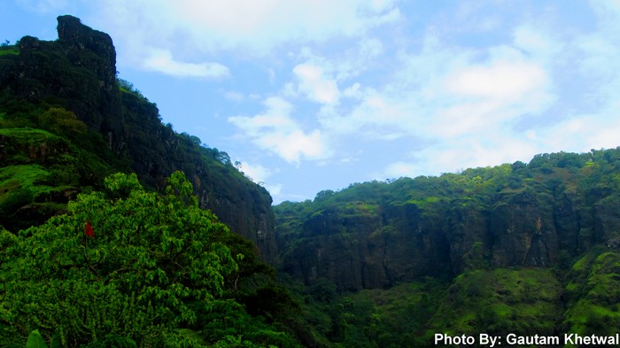 Treks around Thane and Mumbai: Mahuli Fort Trek