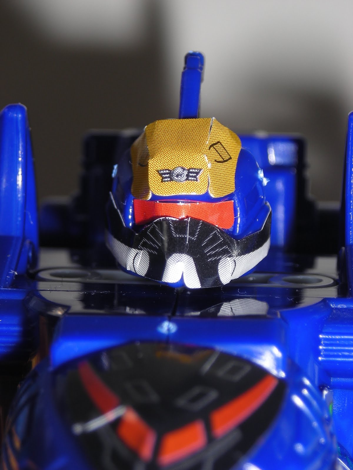 My Shiny Toy Robots: Toybox REVIEW: Engine Sentai Go-Onger mini-pla ...