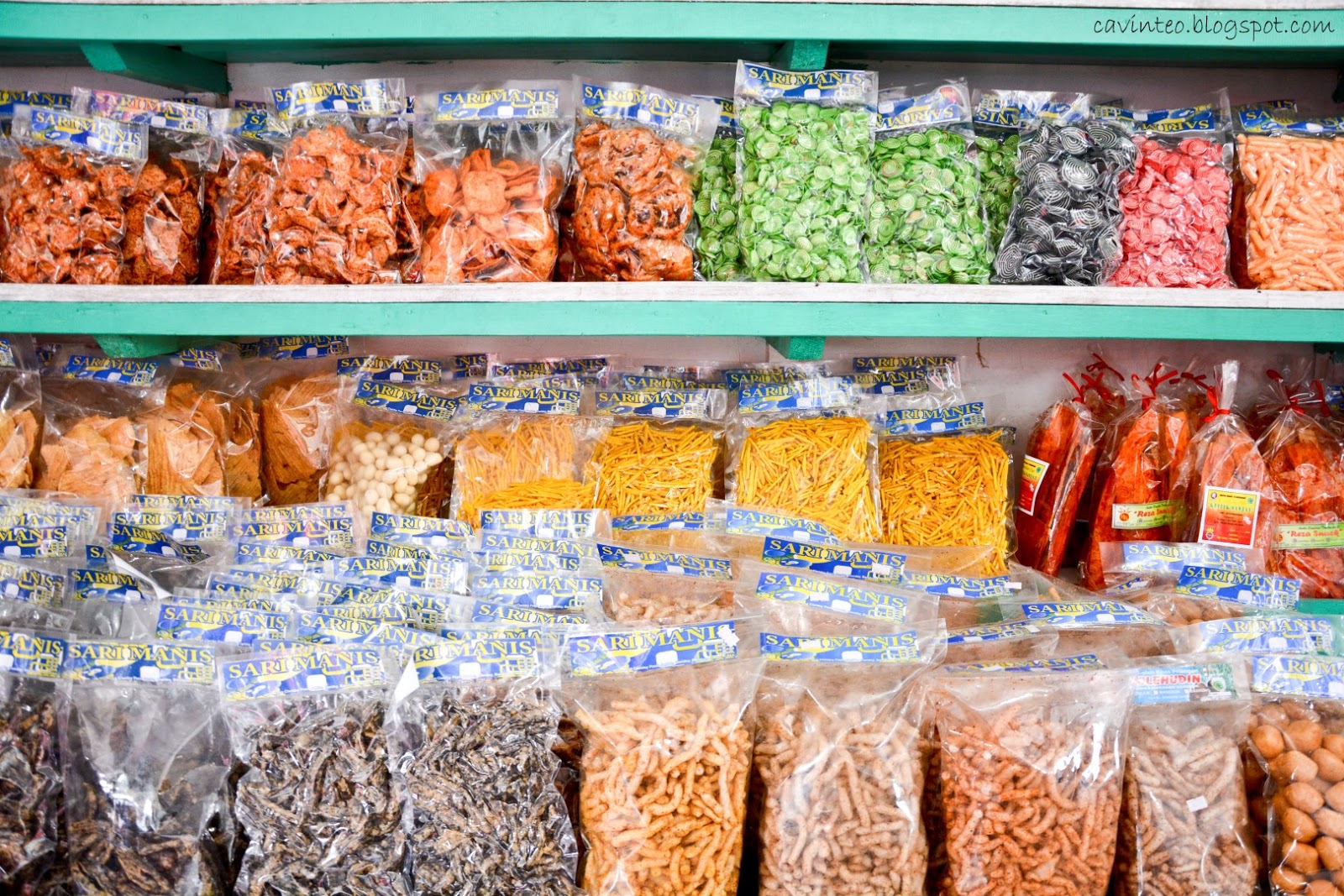 Entree Kibbles: Indonesian Local Keropok / Snack Shop at Oleh Oleh ...