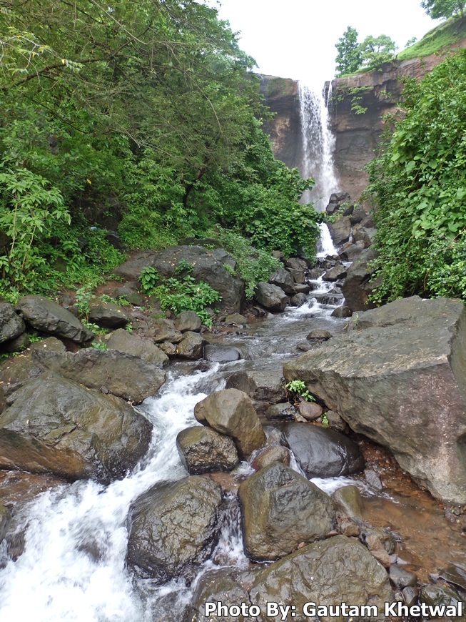Treks around Thane and Mumbai: Tapalwadi Anandwadi Waterfalls, Neral