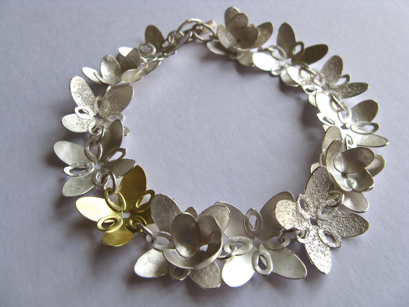 Donna Barry Contemporary Jewellery: The Wynn Wedding