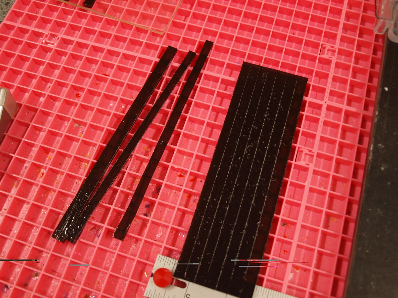 Barn Art Glass Studio: Barn Art Glass Studio - making a woven fused ...