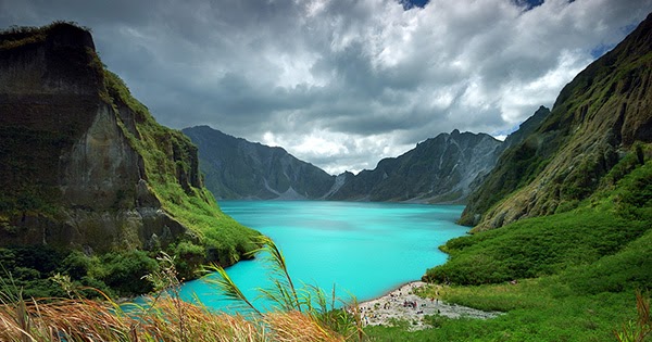 Top 5 Most Amazingly, Beautiful Lakes in the Philippines