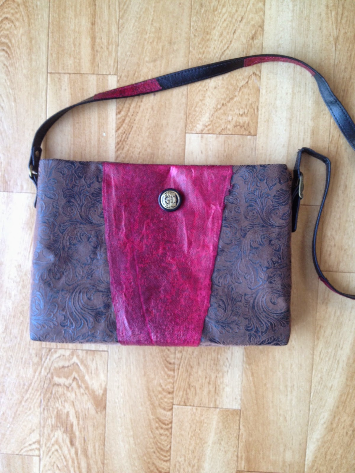 Redesign og gjenbruk: Lofottorsken som ble veske