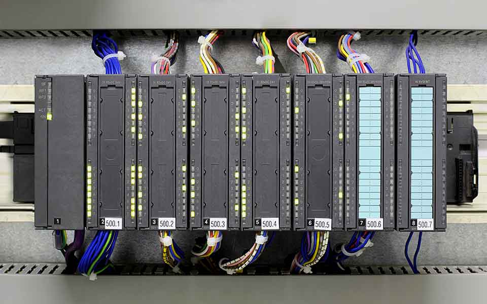 Belajar & Mengetahui Lebih Jauh Tentang Ilmu Elektronika: Apa Itu PLC ...