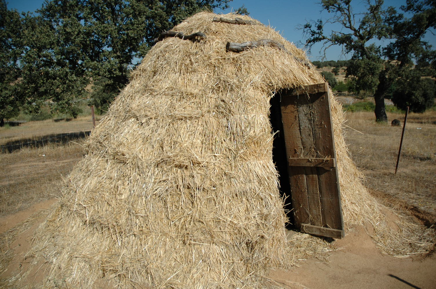 Chozas de Córdoba.: Nueva choza en Pedroche.