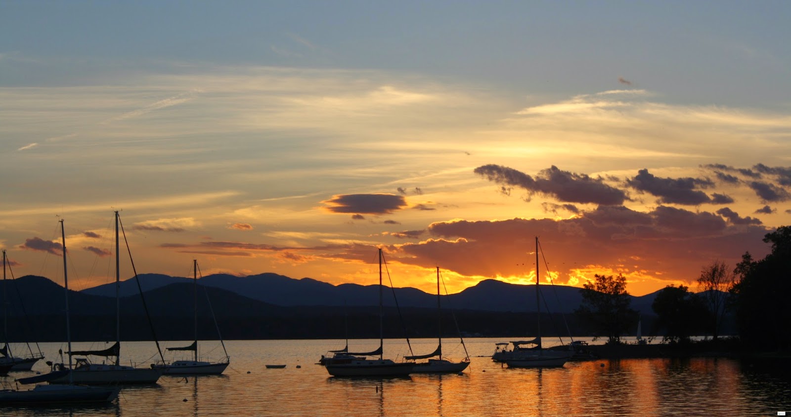 Shelburne, Vermont Sunset | Caravan Sonnet