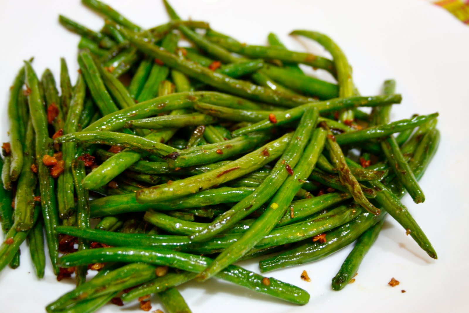 Fèves vertes sautées à l'ail