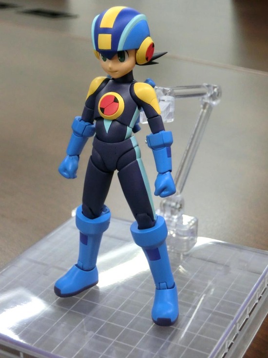 Rockman Corner: New Images of Sentinel's Rockman.EXE Figure