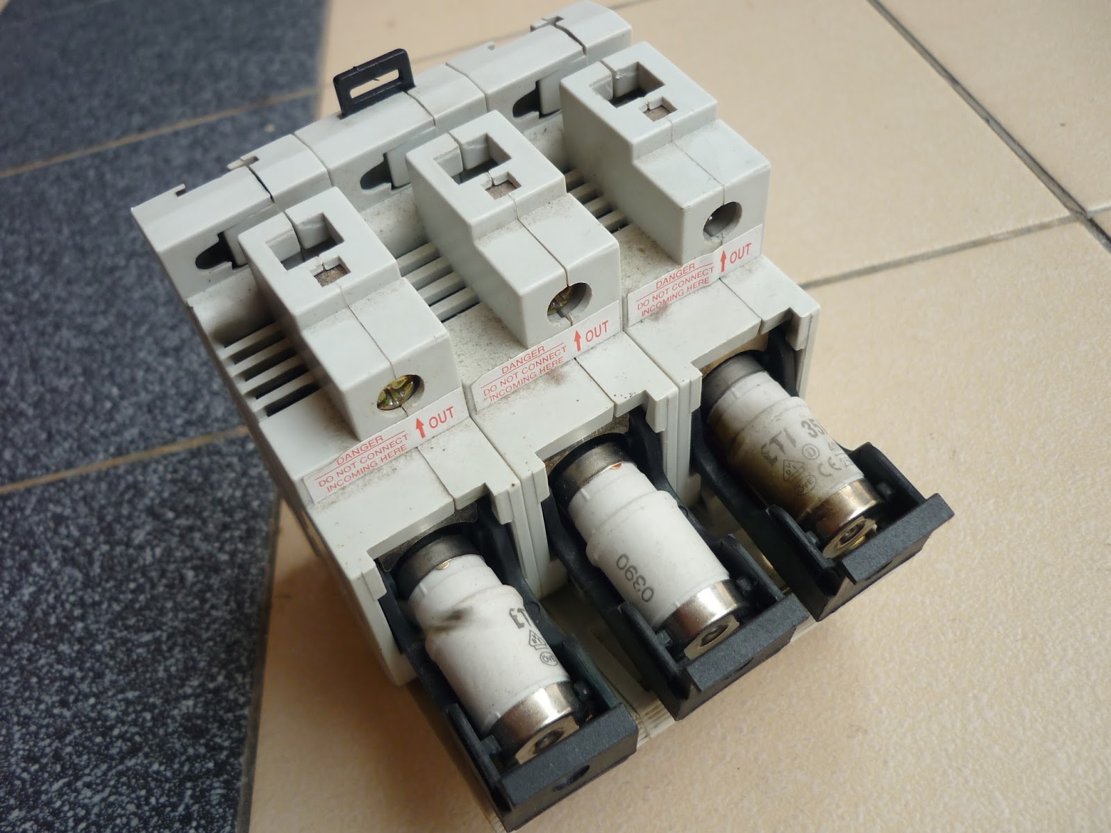 ELIT TEKNIK: Kerosakan Suis Utama (Main Switch)