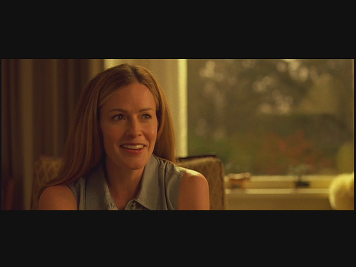 "Leo" (2002) screen caps