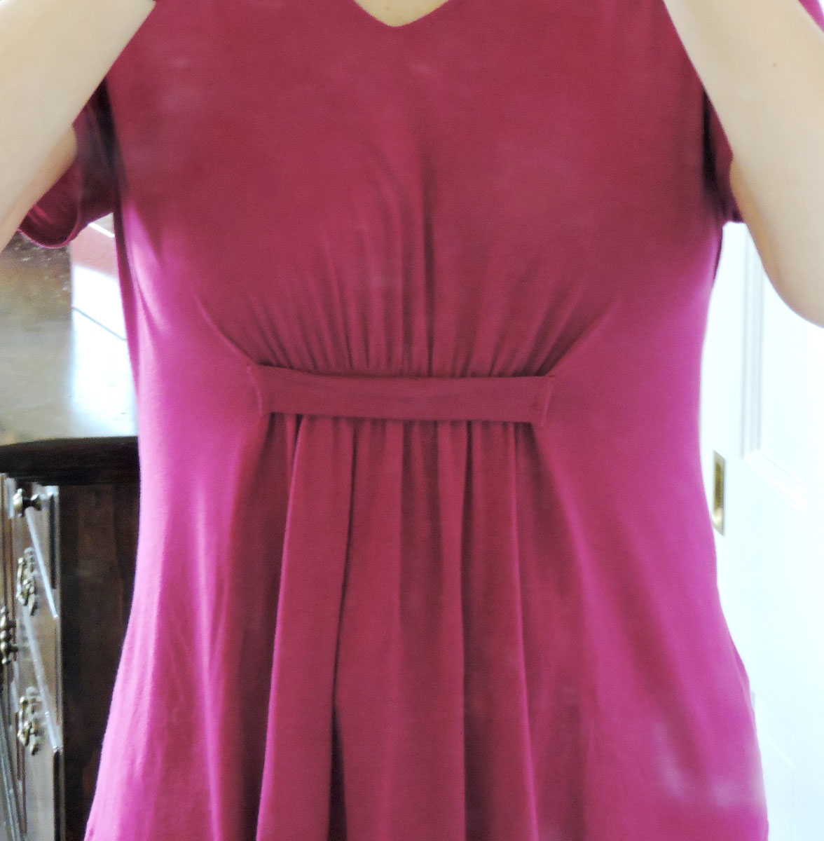 Sweet Bee Buzzings: Gathered Front Top and a Question