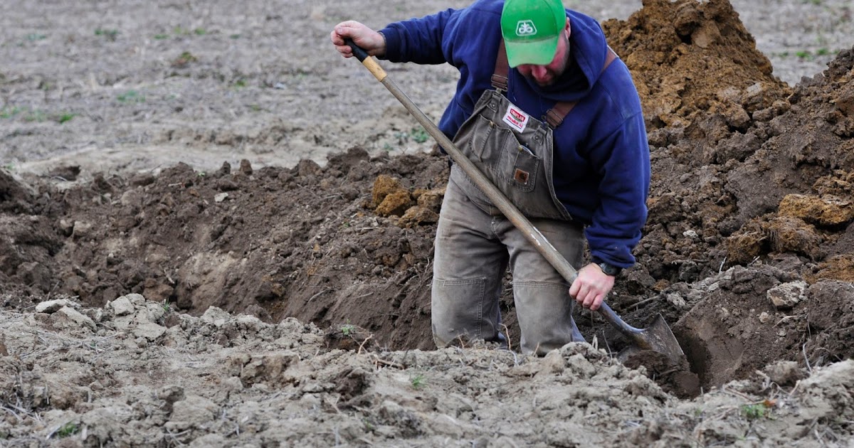 This Farm Family's Life: Tiling...