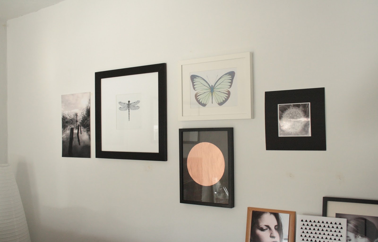 Feature wall with 3M Command. | STYLE SPACE AND STUFF