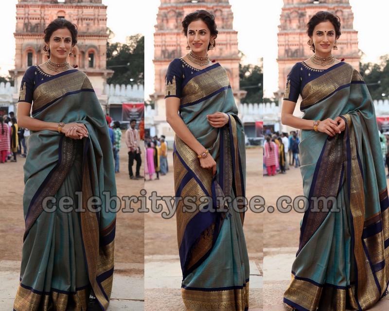Designer Shilpa Reddy's Traditional Look - Saree Blouse Patterns