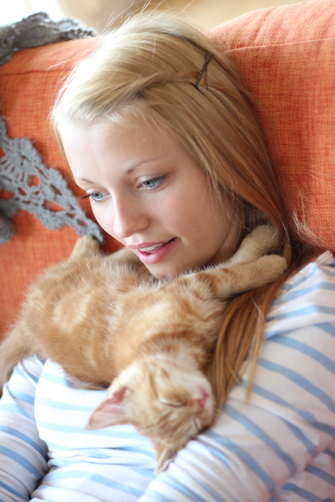 gult hus i svingen: 17 ÅR!!!!!!!! OG VERDENS BESTE JENTE....