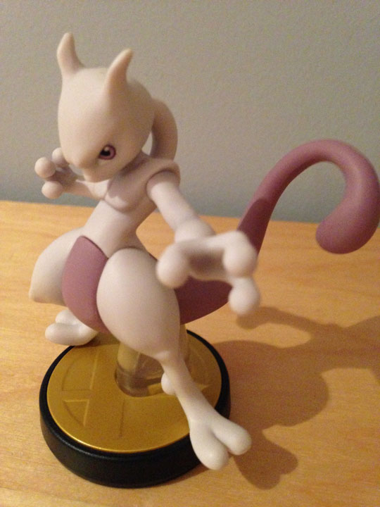 Fully Jointed Play Figures: Mewtwo amiibo - Super Smash Bros. Series ...