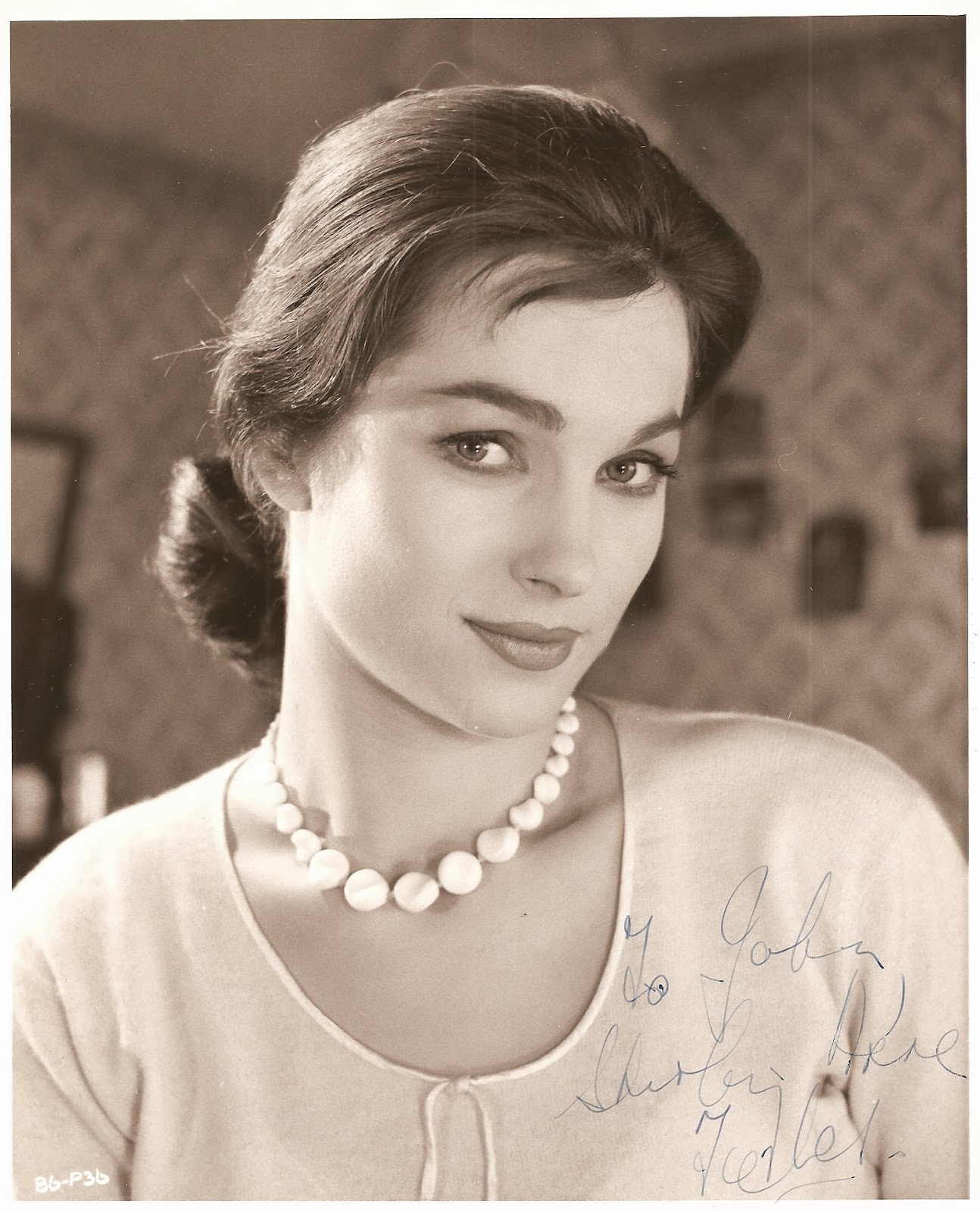 Slice of Cheesecake: Shirley Anne Field, pictorial