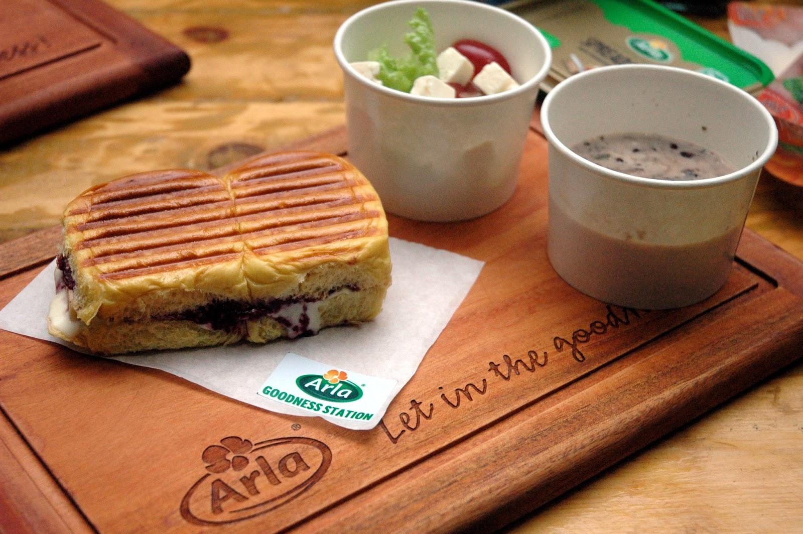 DUDE FOR FOOD: Let In The Goodness at the Country's First Pop-Up Arla ...