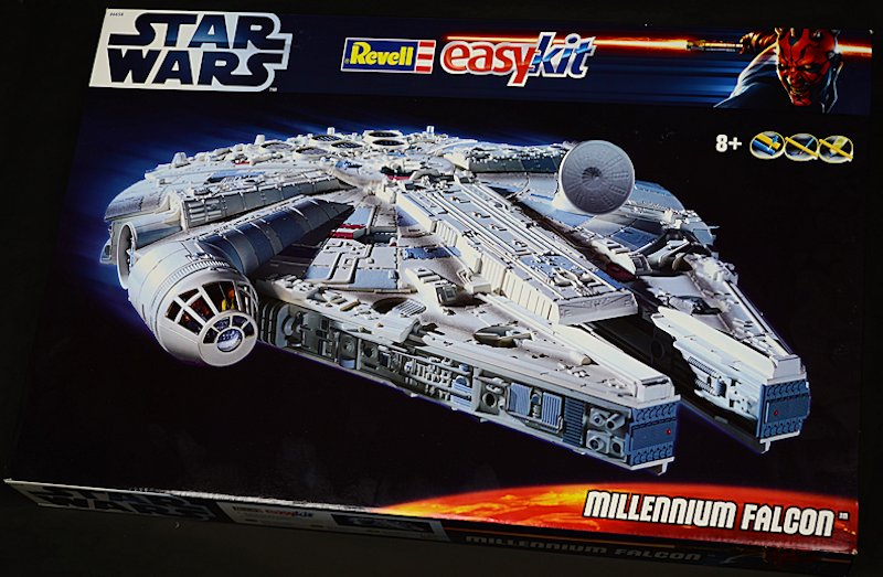The Modelling News: Revell Easykit 1/72 Millenium Falcon review